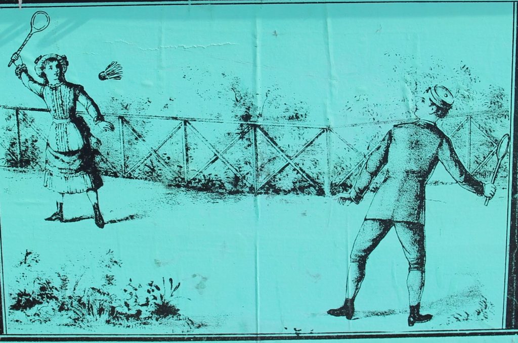 Presentation Set of Battledore Game - The Badminton Museum